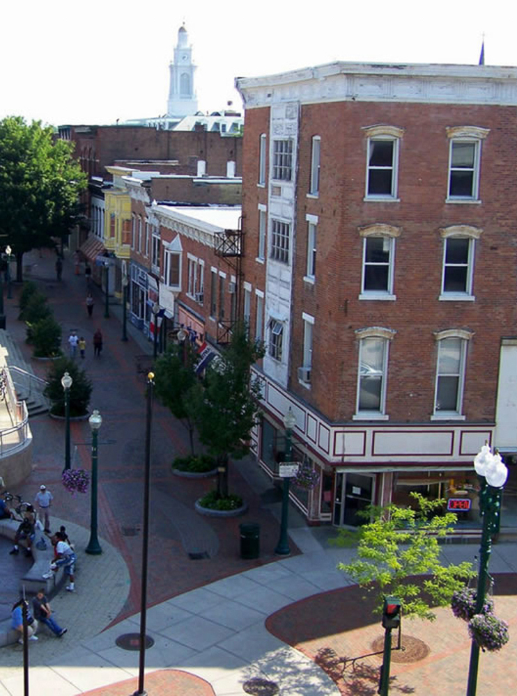 Jay Street Pedestrian Area - Synthesis Architects LLP